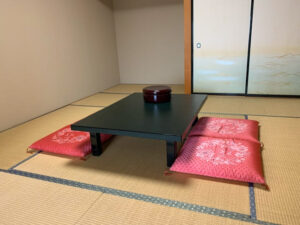 What Is a Zabuton? Japan's Unique Cushion Explained | Manekineko GAMES