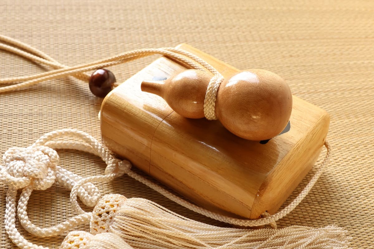 What Is an Inro? Japan’s Traditional Accessory | Manekineko GAMES