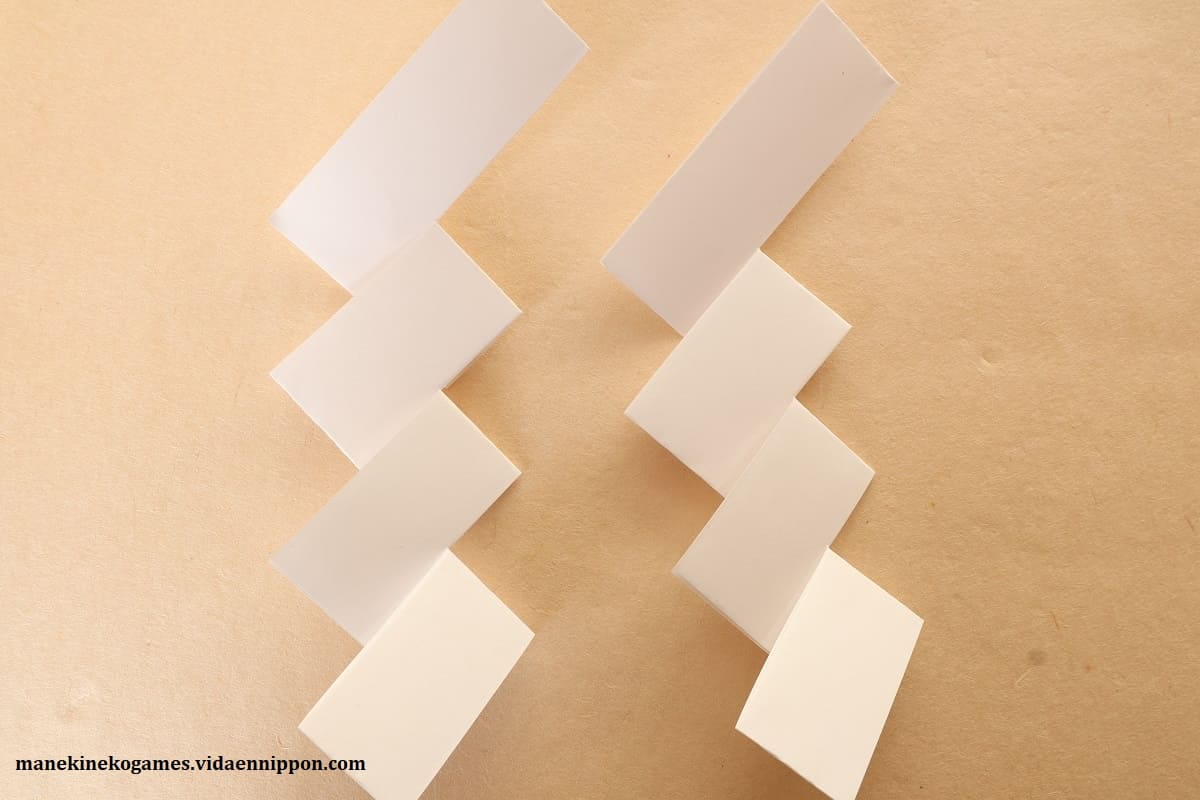 What Are Shide? A Guide to Japan’s Sacred Zigzag Paper | Manekineko GAMES