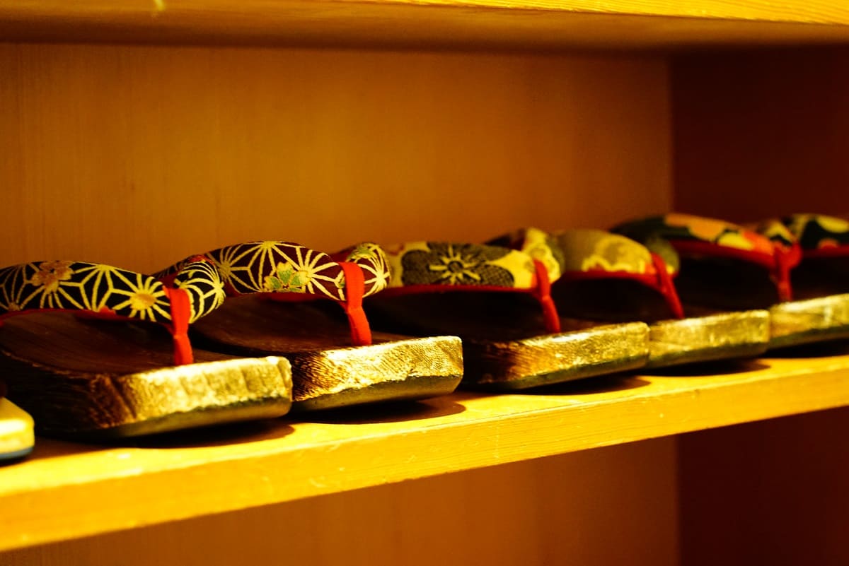 Geta in Japan: History, Benefits, and Where to Shop | Manekineko GAMES