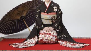 What Is Seiza? – The Japanese Kneeling Sitting Style Explained ...